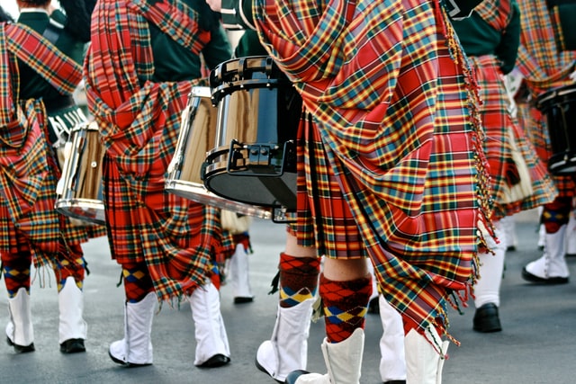 The History of Kilts in Scotland – Oyster Card Junkie